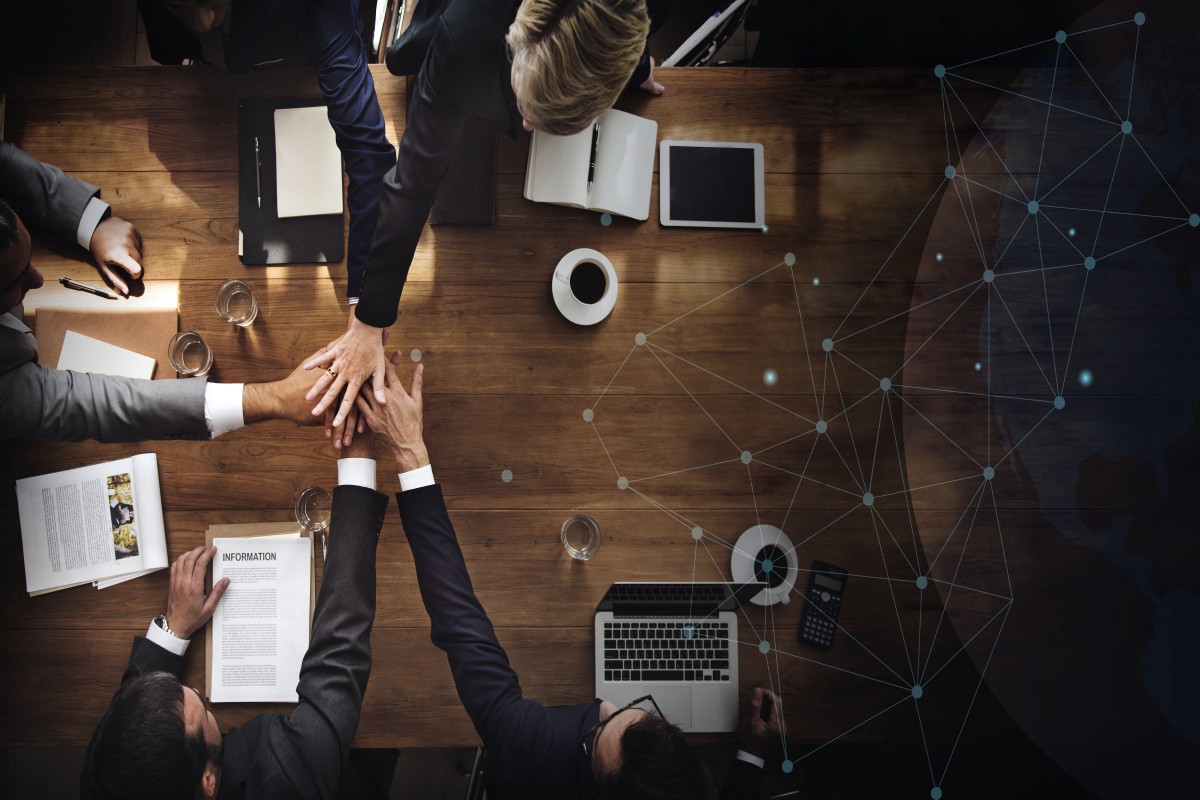aerial-view-business-team – 滙基書院